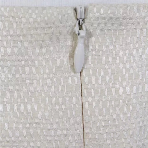 Zac Posen | Skirts | Zac Posen Cream Cut Out Pencil Straight Skirt 2 Xs ...